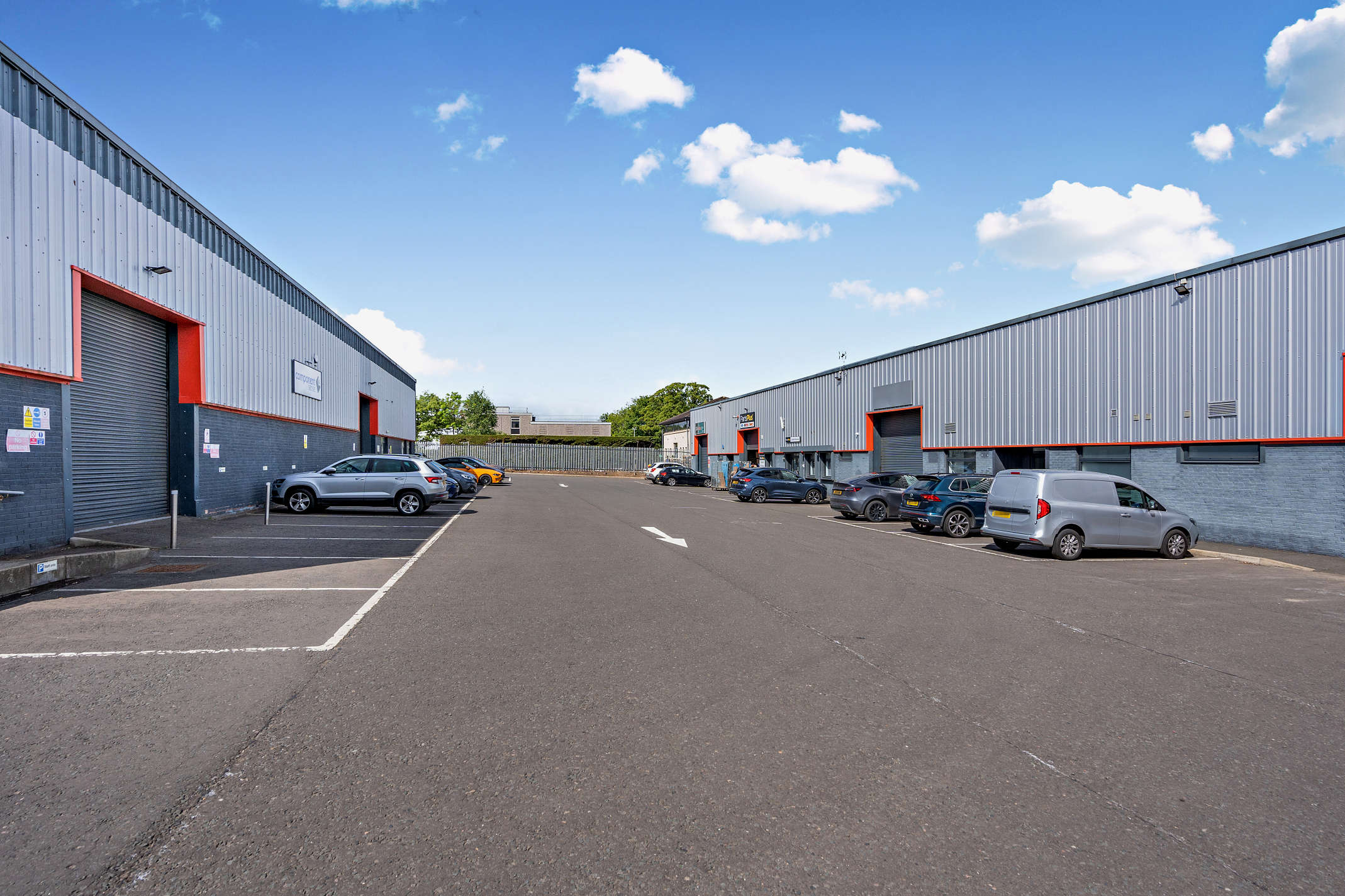 R6 Industrial Estate - Industrial units in Newbridge | Indurent