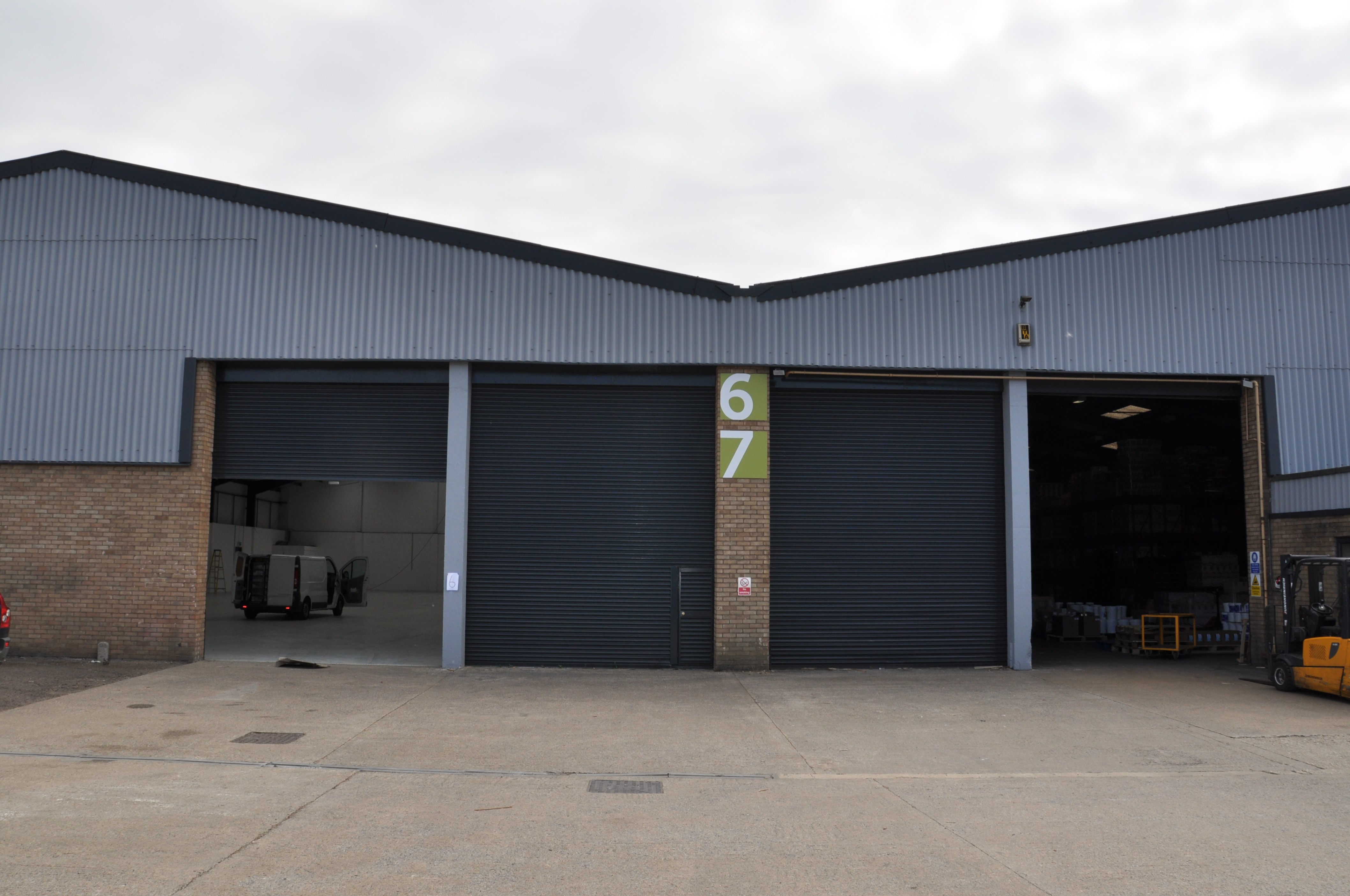12683sq ft Industrial unit to let in Riverside, OX16 5TU | Indurent