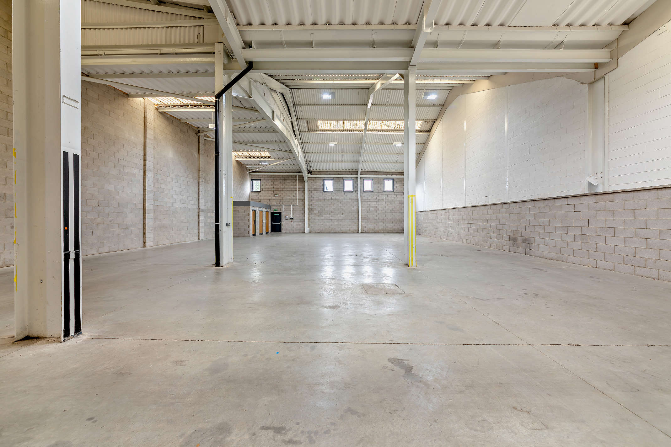 5383sq ft Industrial unit to let in Ross Road, TS18 2NH | Indurent