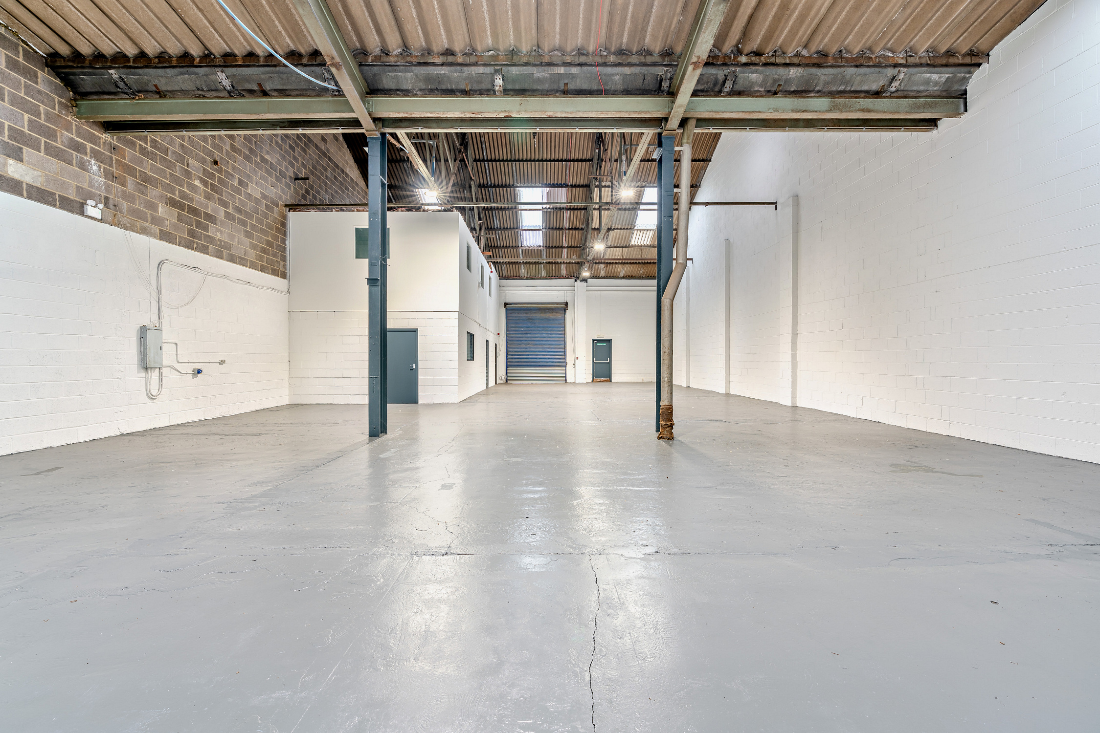 3836sq ft Industrial unit to let in Ross Road, TS18 2NH | Indurent