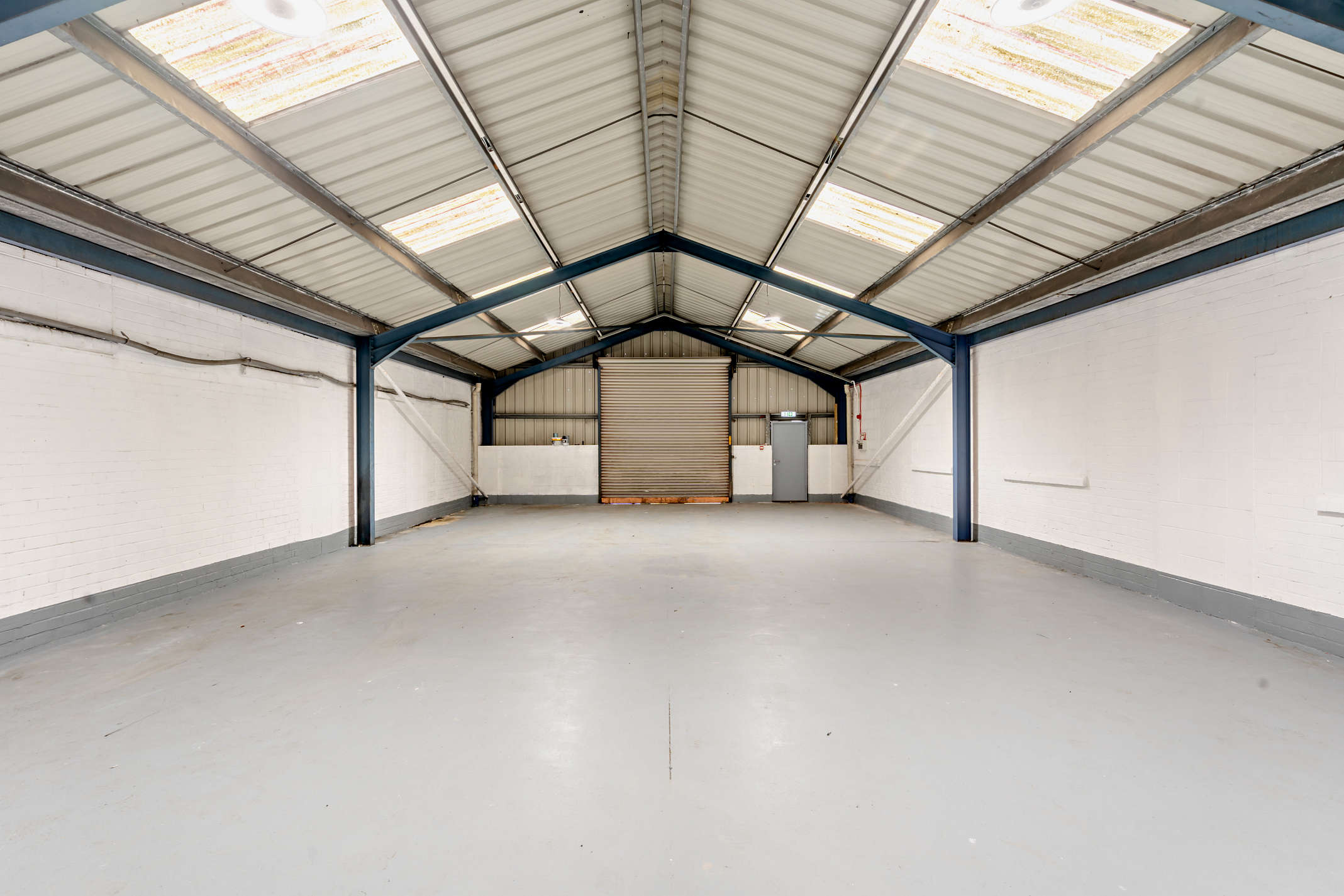 1640sq ft Industrial unit to let in Bradley Hall Trading Estate ...