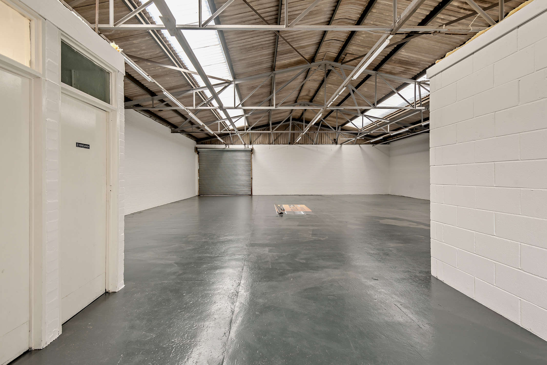 2677sq ft Industrial unit to let in Grange Road, DN21 1QB | Indurent