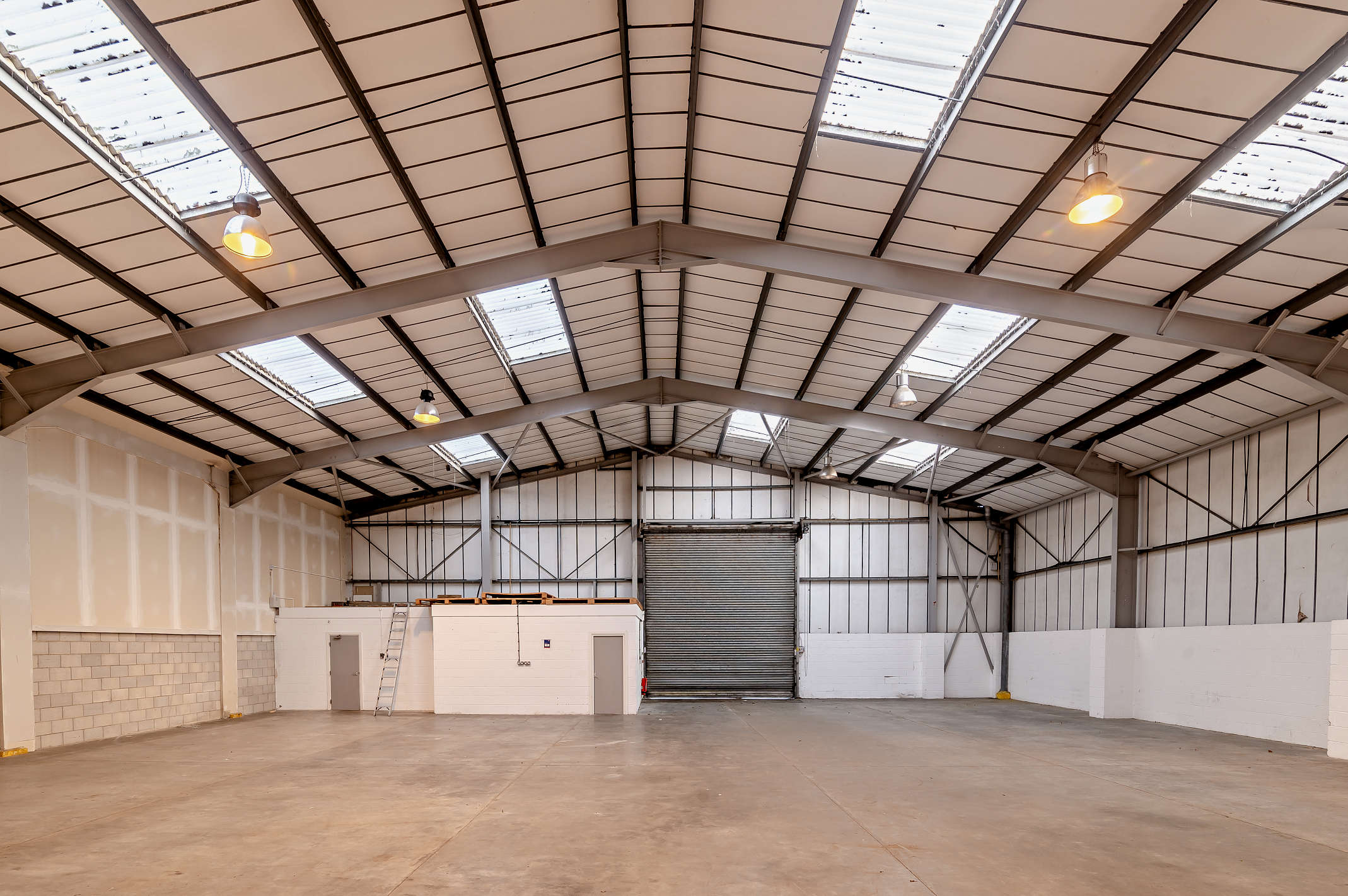 5308sq ft Industrial unit to let in Dunball, TA6 4TP | Indurent