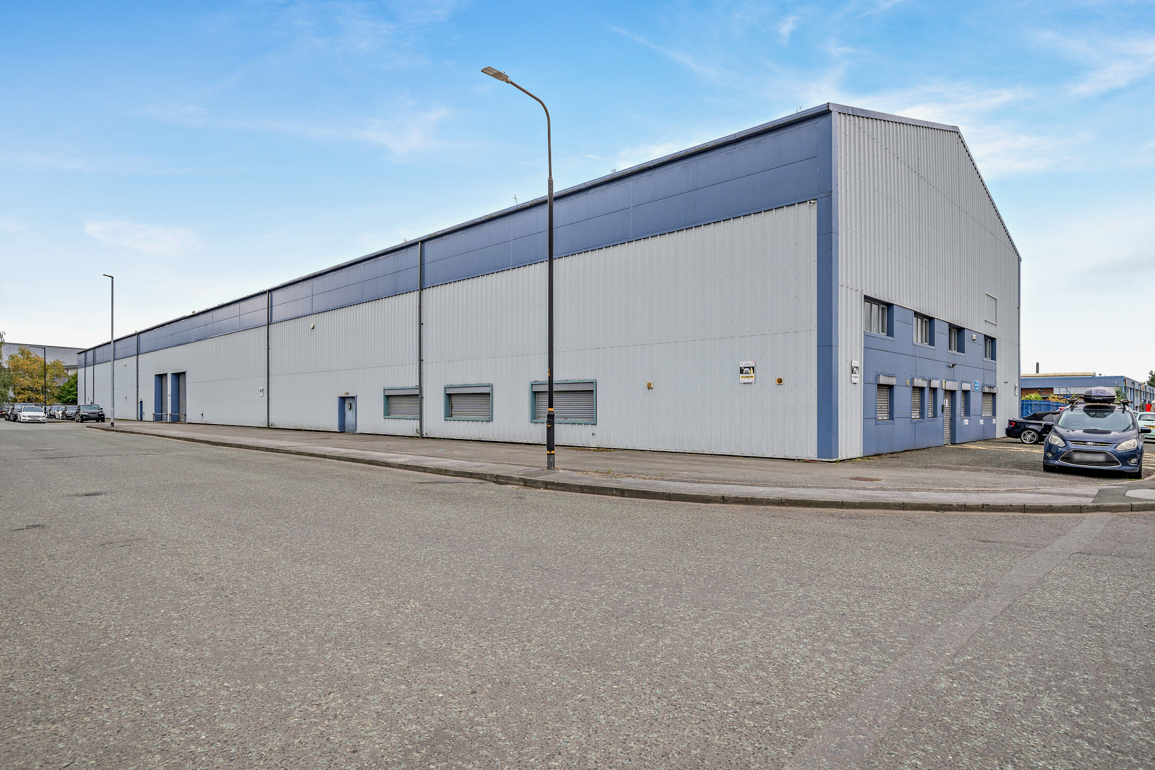 28961sq ft Industrial unit to let in Longwood Road Trafford Park, M17 ...
