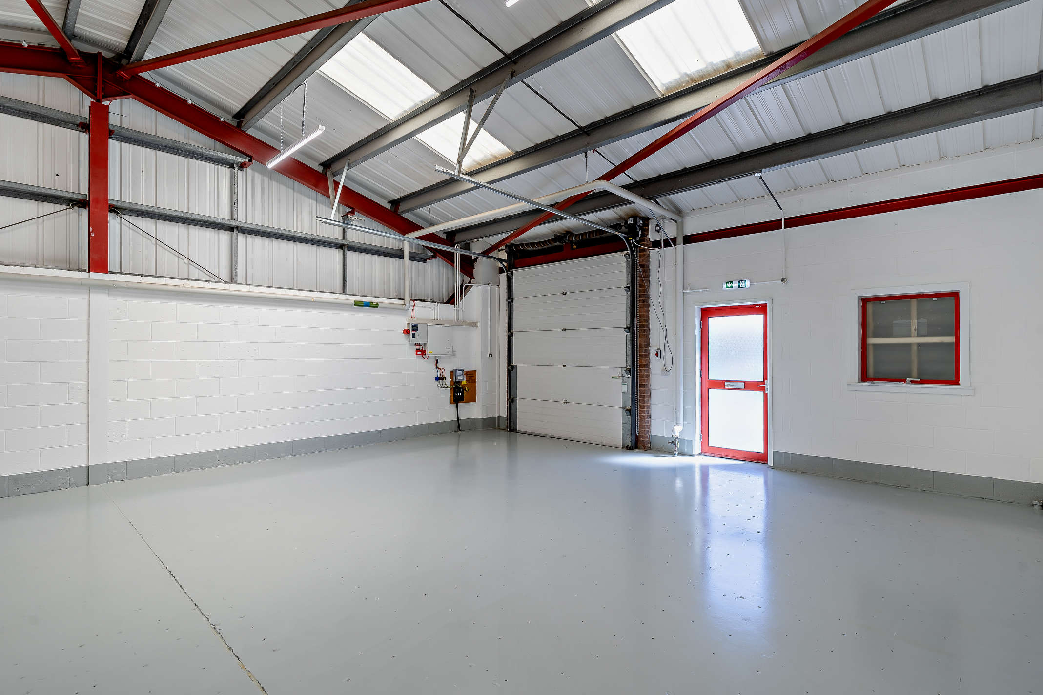927sq ft Industrial unit to let in St. Asaph Avenue, LL18 5JH | Indurent